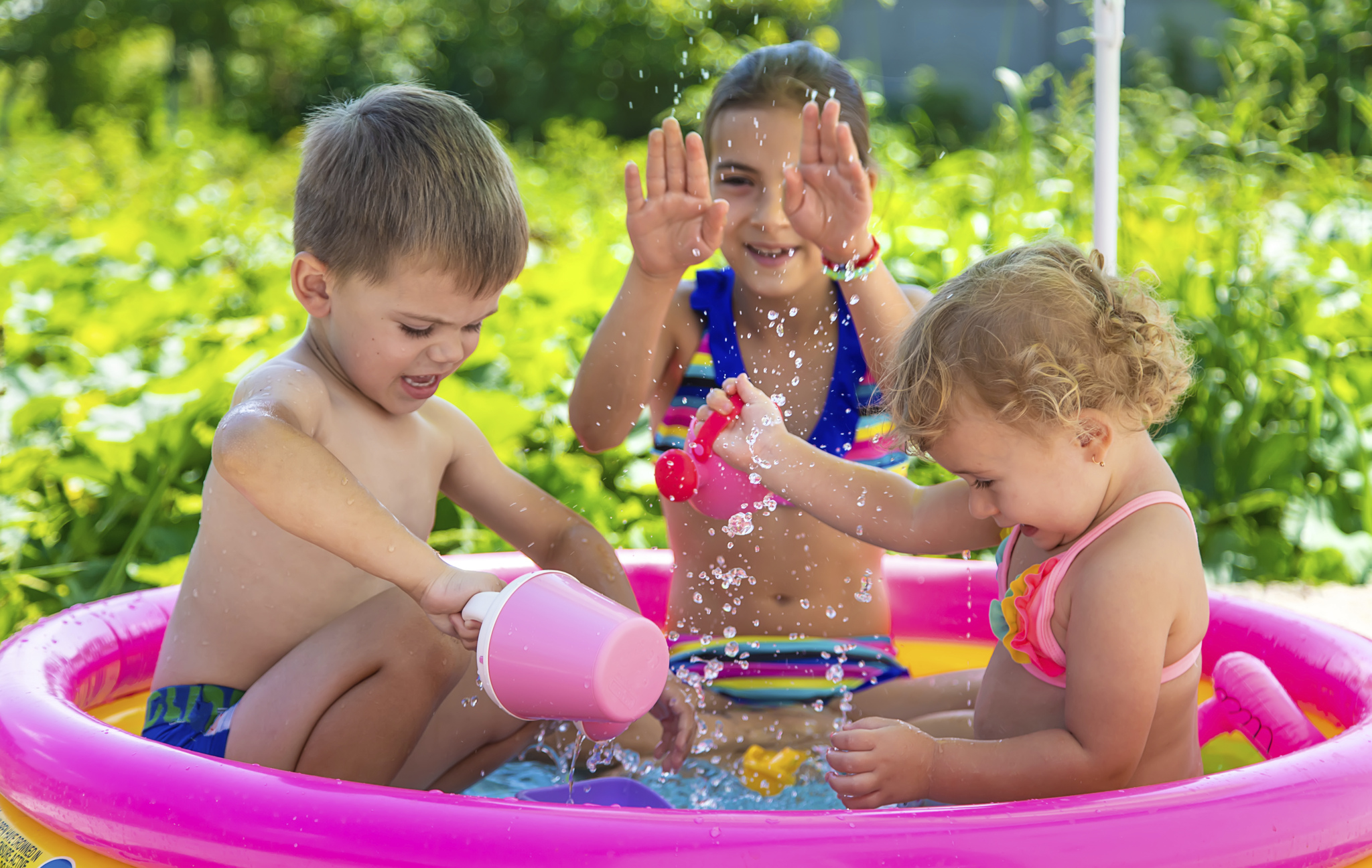 your-guide-to-summer-family-fun-from-backyards-to-beaches